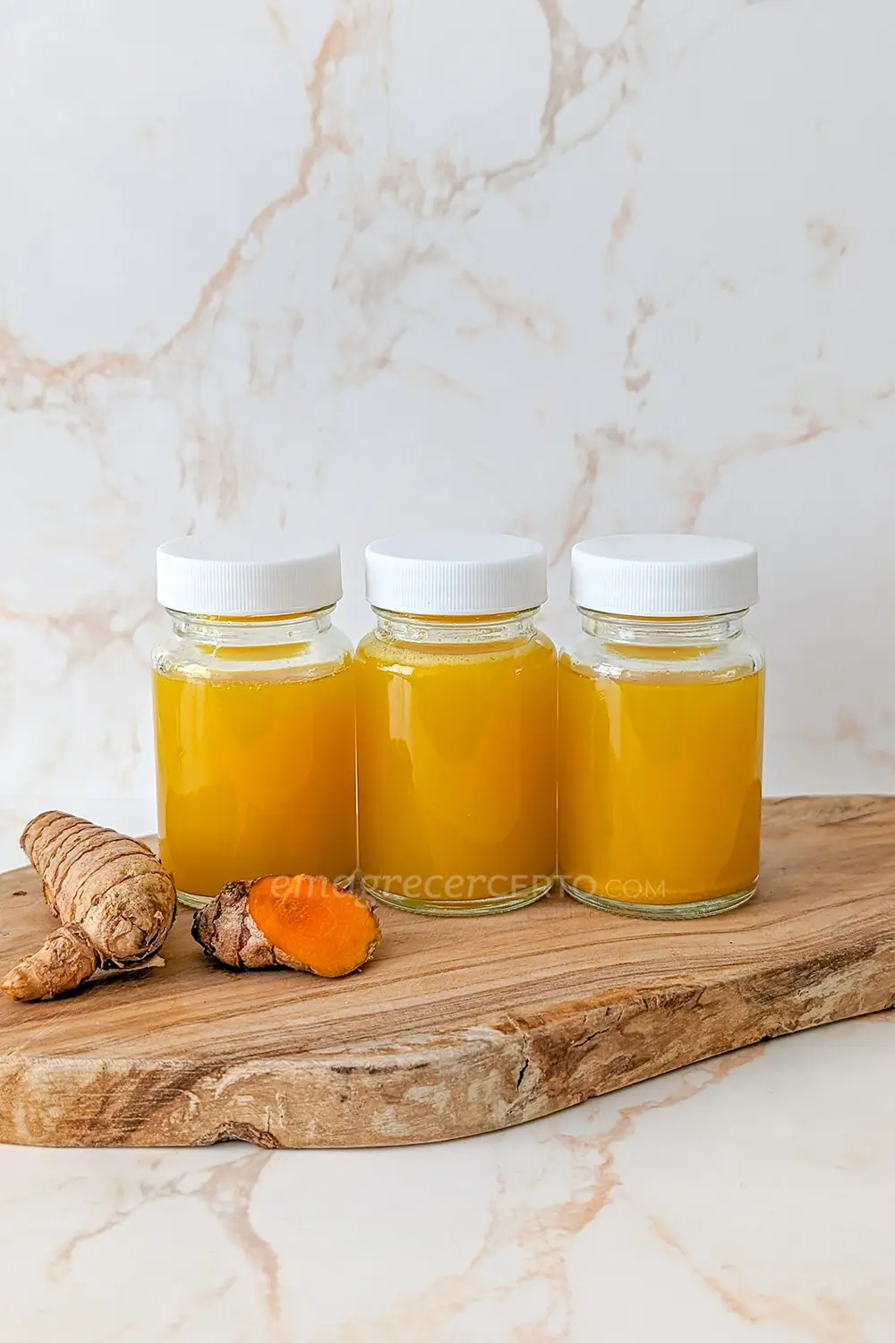 Shot Anti-inflamatório de gengibre e cúrcuma - Emagrecer Certo ...